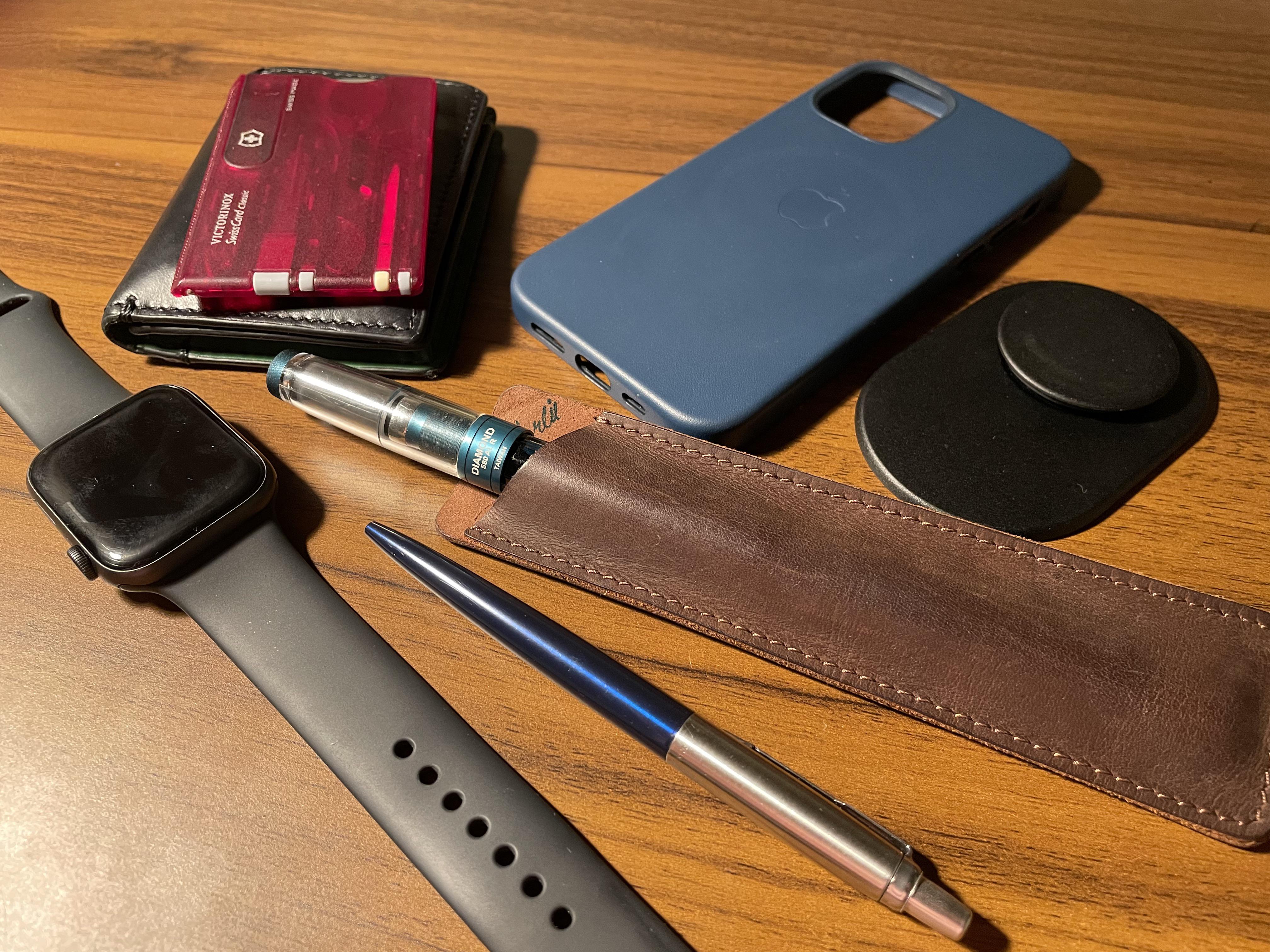 Basic carry | Scrolller