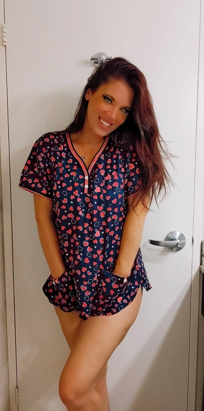 Bathroom pic 😜 | Scrolller