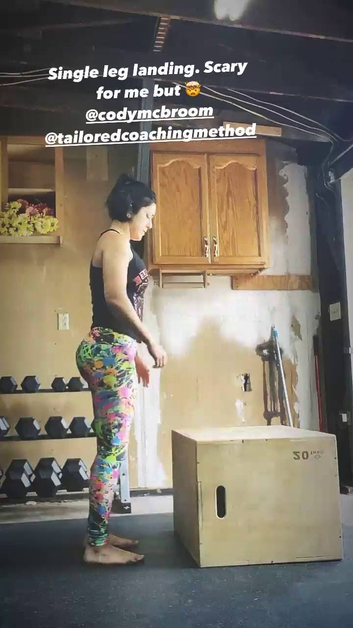 Bayley side profile ( ͡° ͜ʖ ͡°) | Scrolller