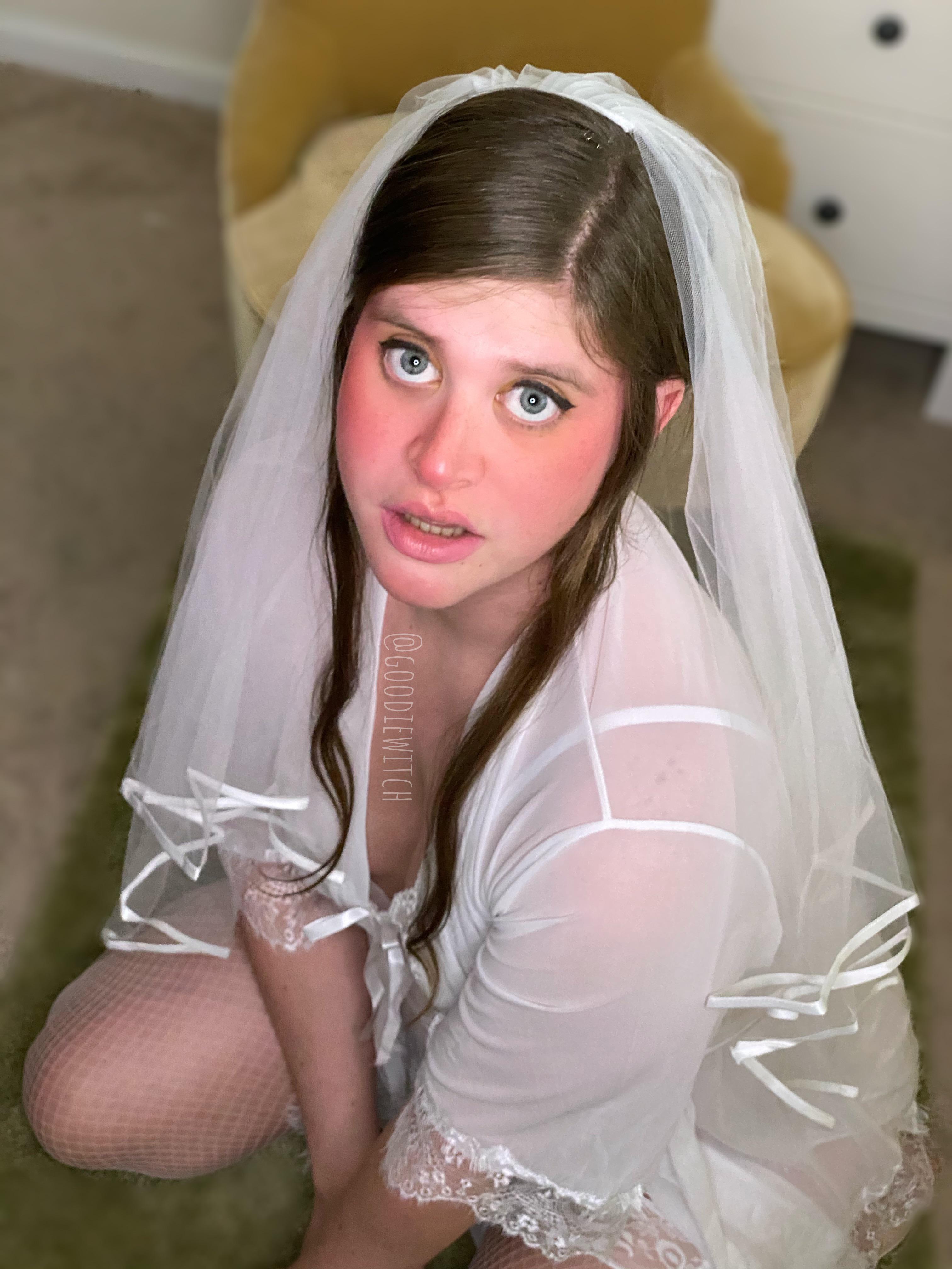 Be gentle with me please 🥺🥺🥺 | Scrolller