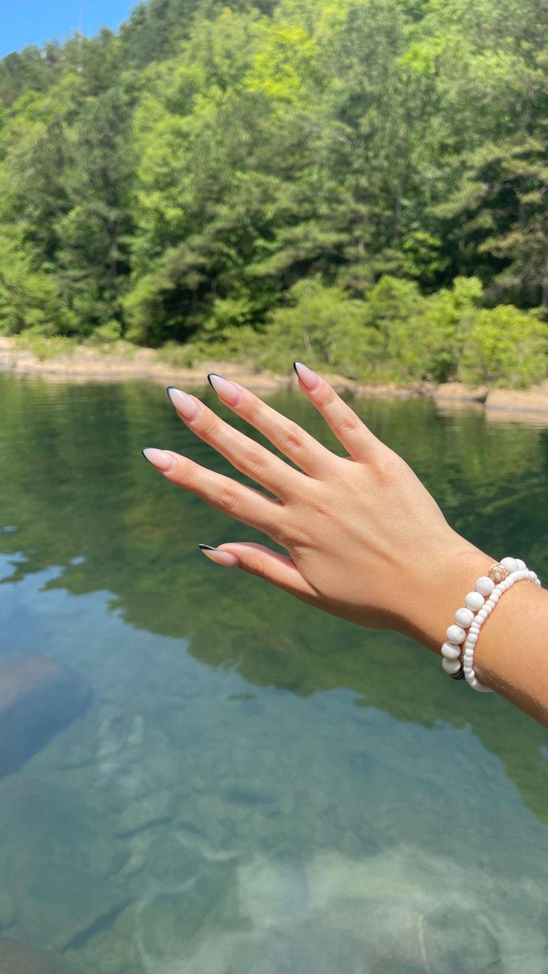 Beach season nails | Scrolller