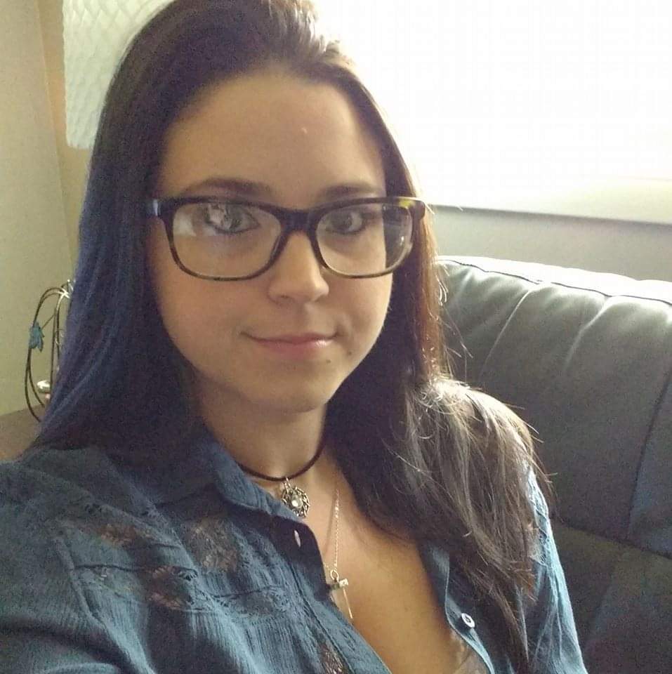 Beautiful Amanda | Scrolller