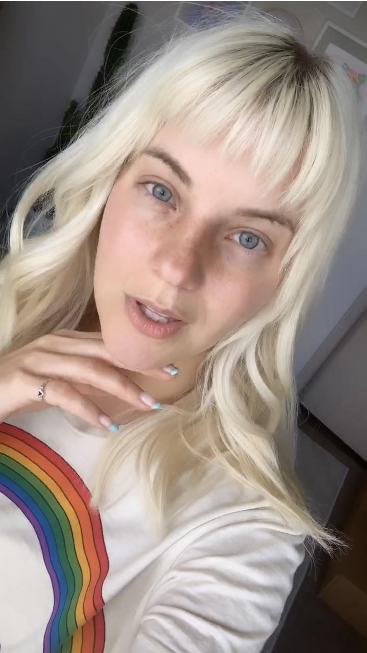 Beautiful makeup free Heidi | Scrolller