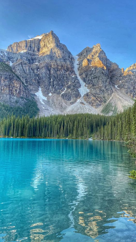 Beautiful Mountains and Crystal Clear Water | Scrolller