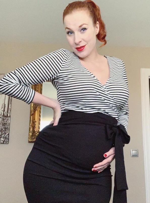 Beautiful redhead | Scrolller