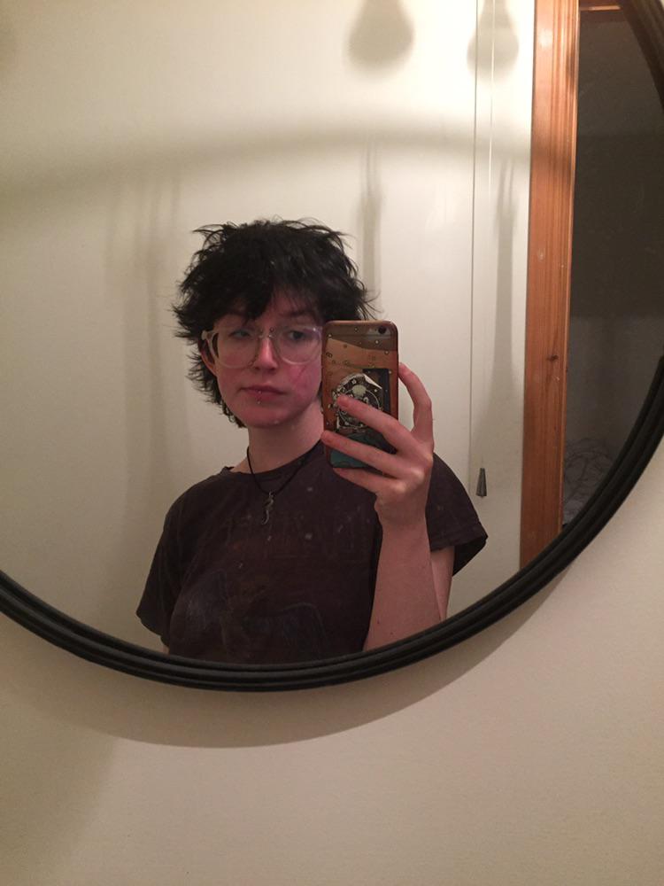 Bedhead boi | Scrolller