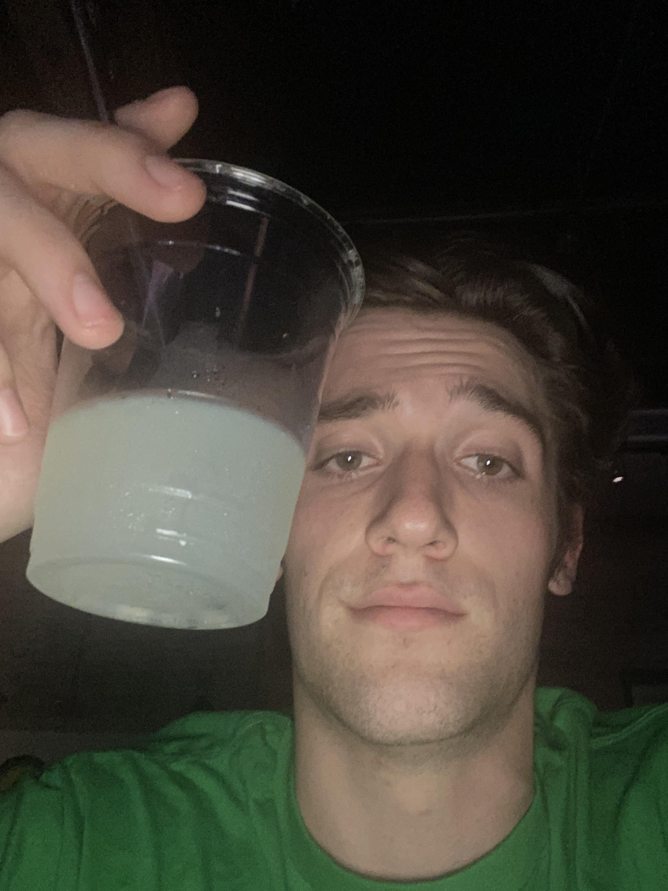 Been drinking 5$ pitchers all night roll tide and happy drinking | Scrolller