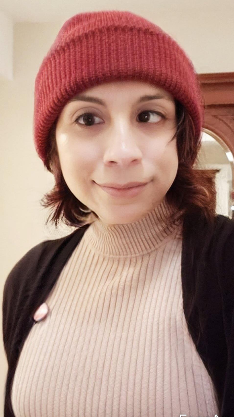 being cute in the girls bathroom | Scrolller