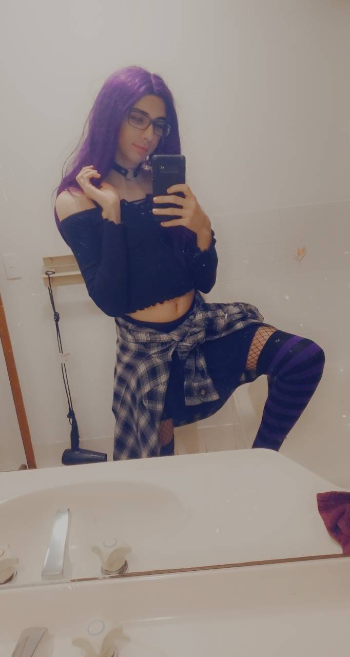 Being the goth trap babe I always dreamed of being | Scrolller