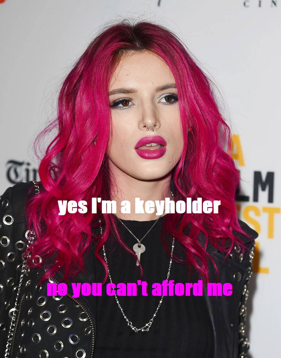 Bella Thorne Scrolller