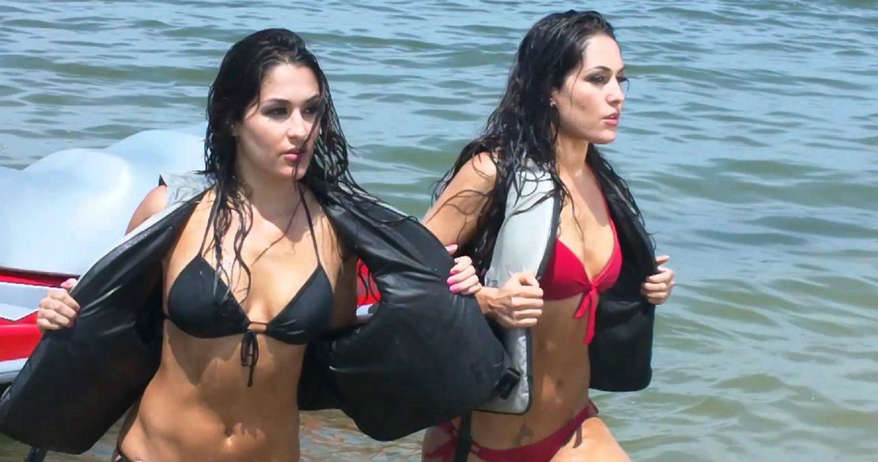 Bella Twins | Scrolller