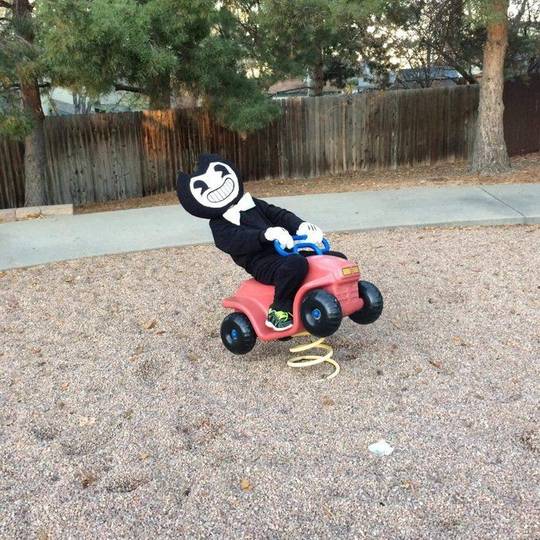 Bendy in real life | Scrolller