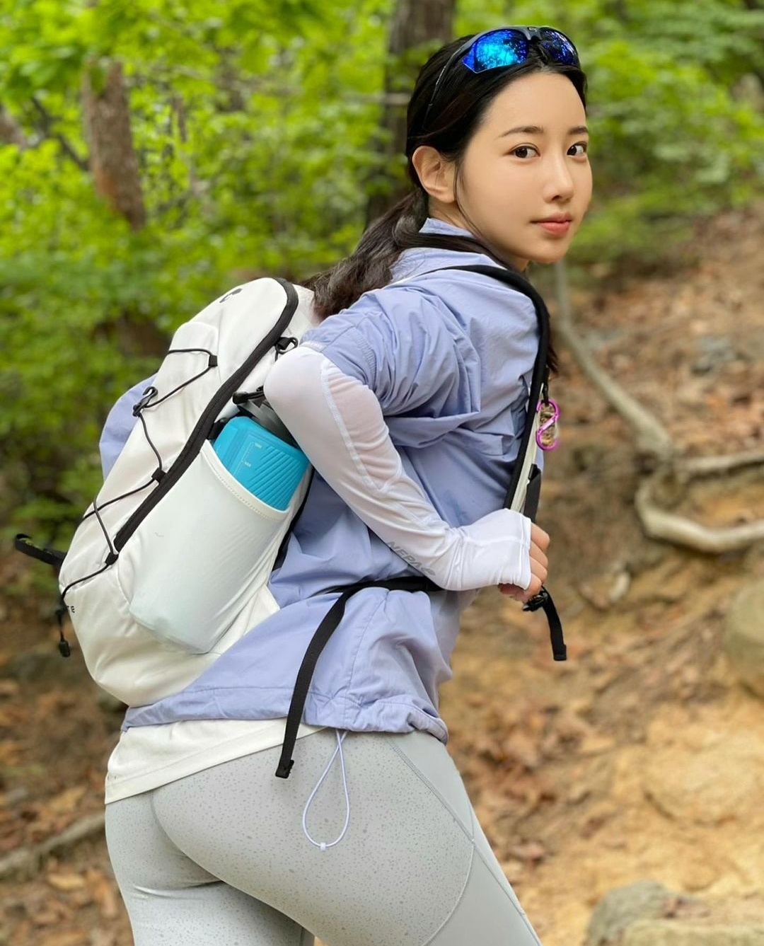 Berry Good's Johyun | Scrolller