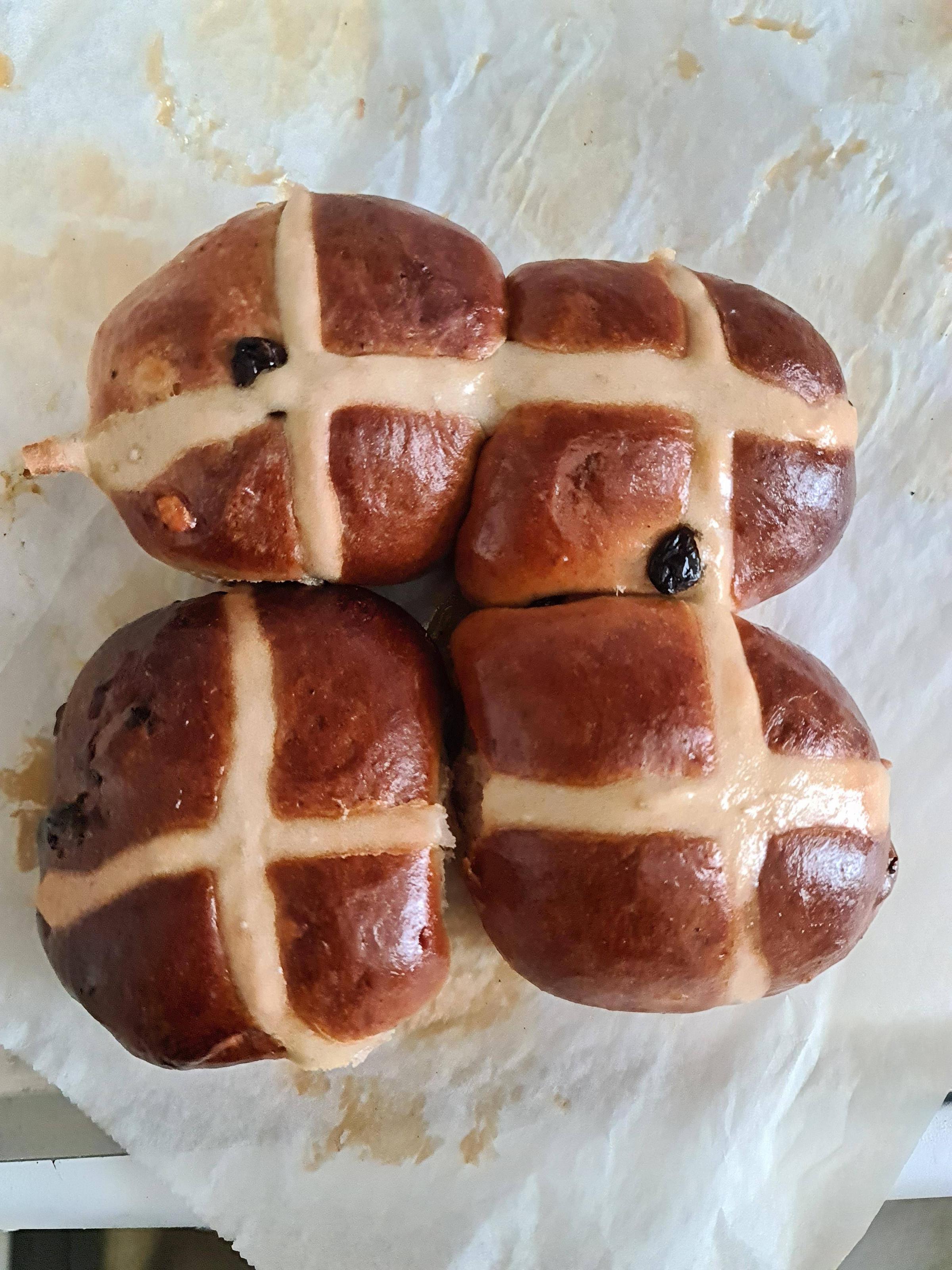 Best Hot Cross Buns I've ever made | Scrolller