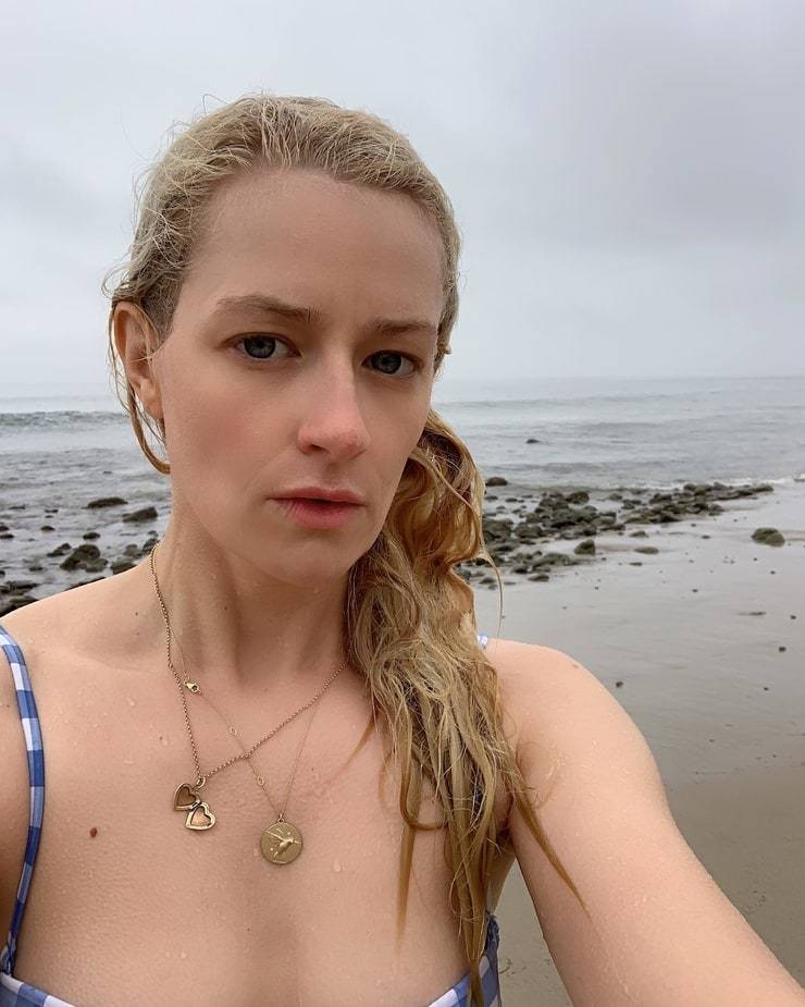 Beth Is A Major Hottie. | Scrolller