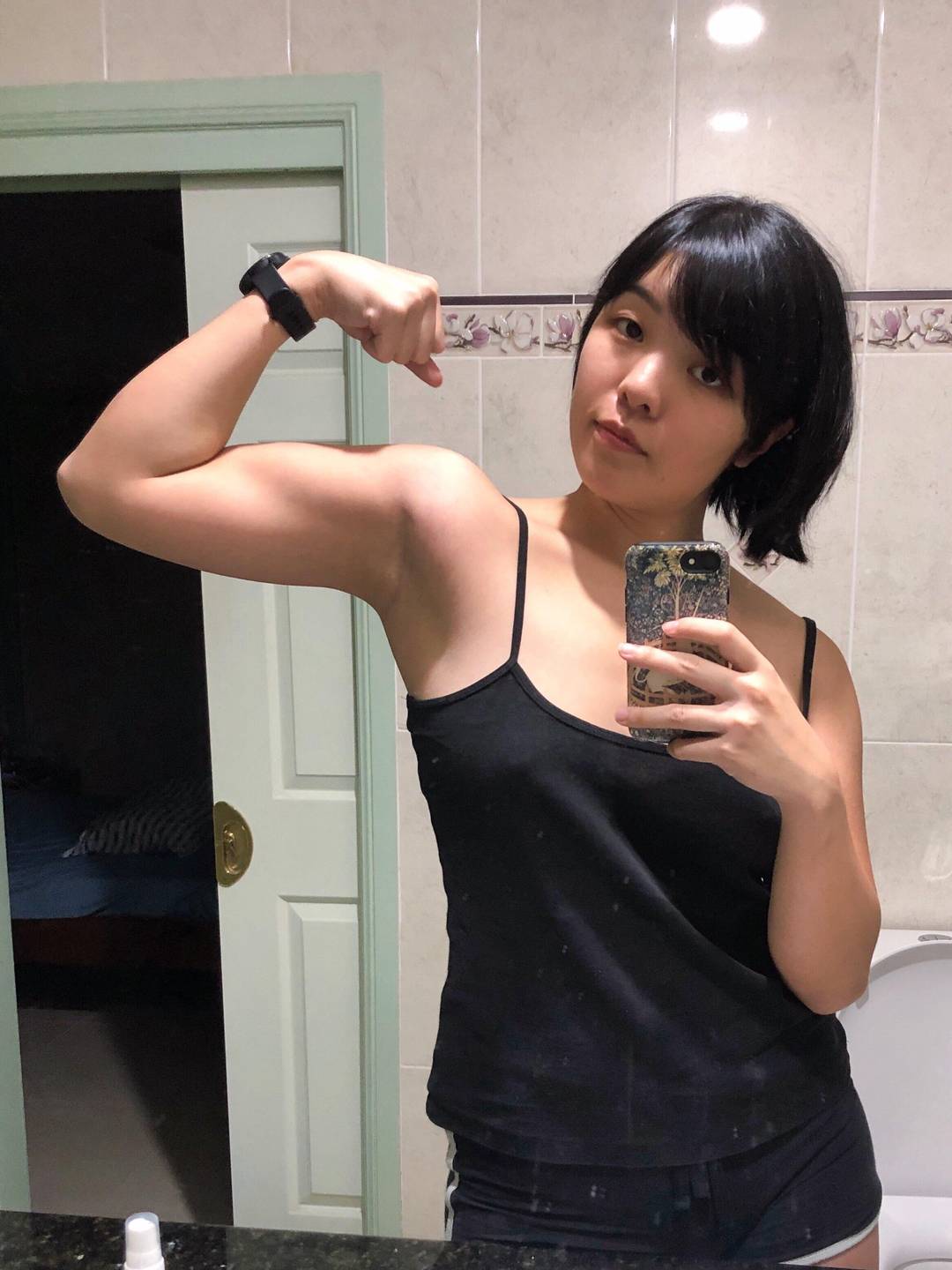 Biceps are finally coming in 😤 | Scrolller