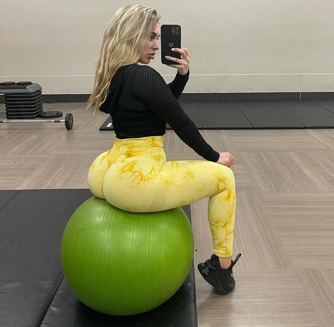 Big ball | Scrolller