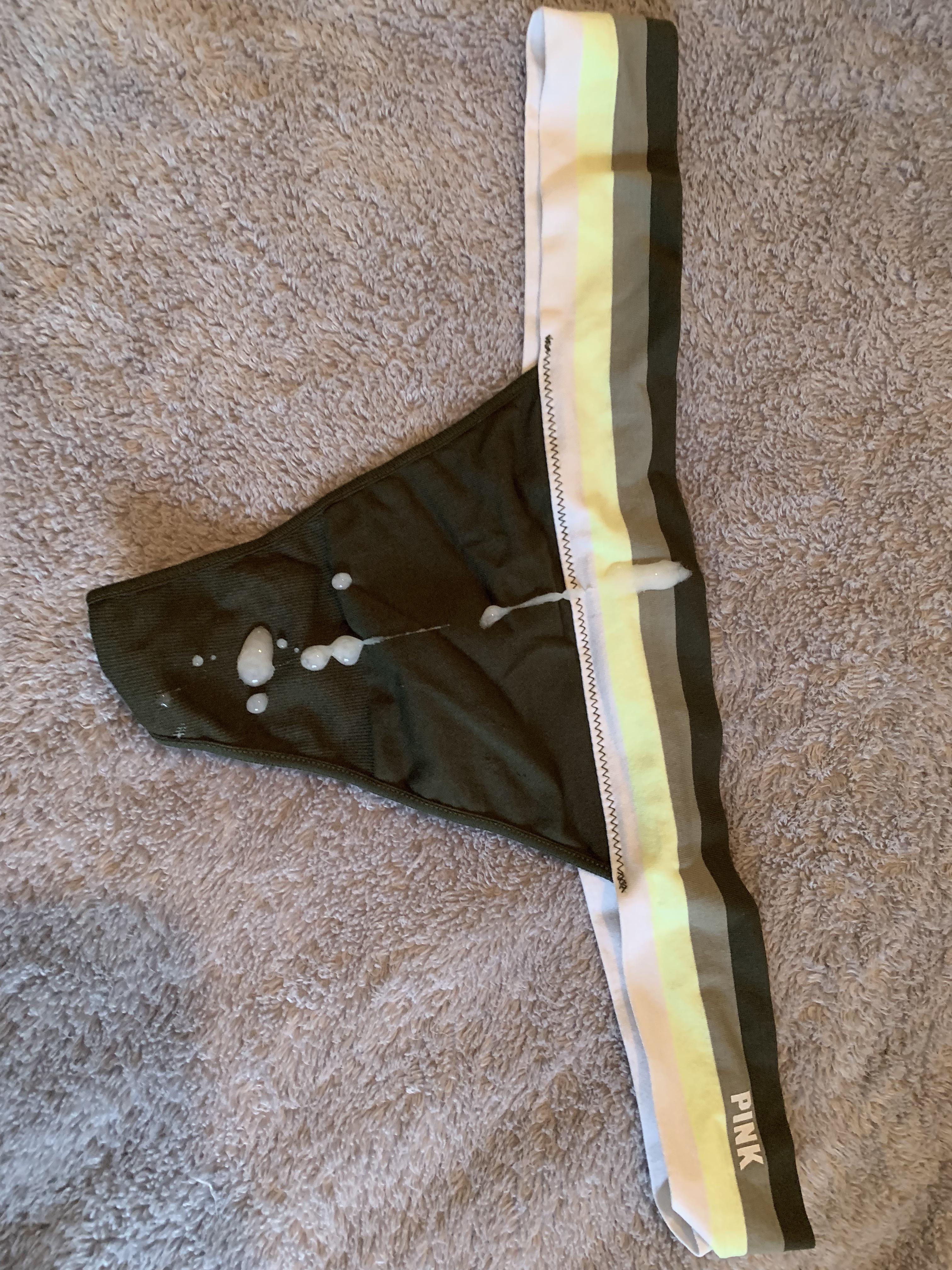 Big fan of the seamless thongs from Pink | Scrolller