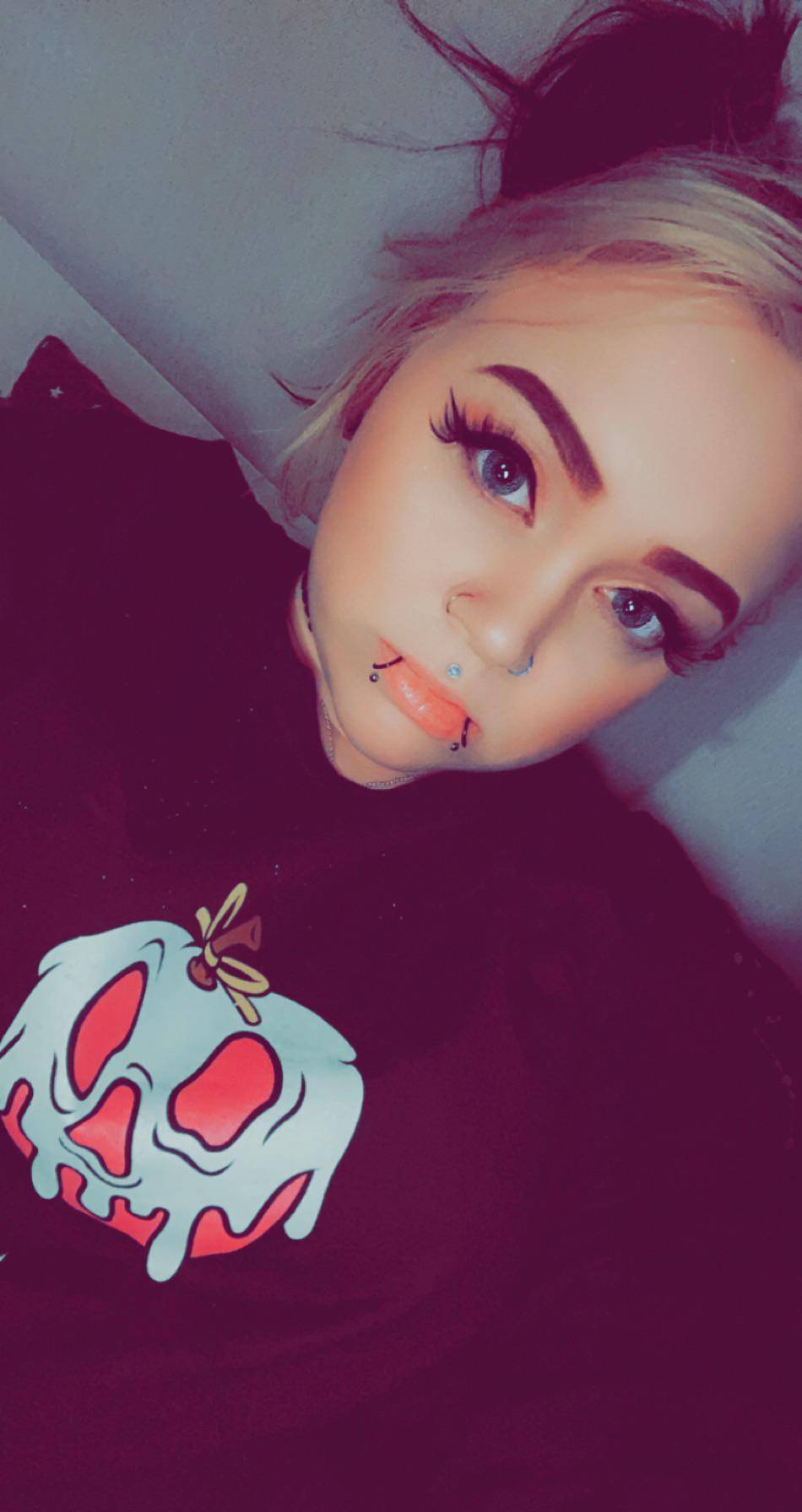 Big Moody Sassy Eyes🥺 Scrolller