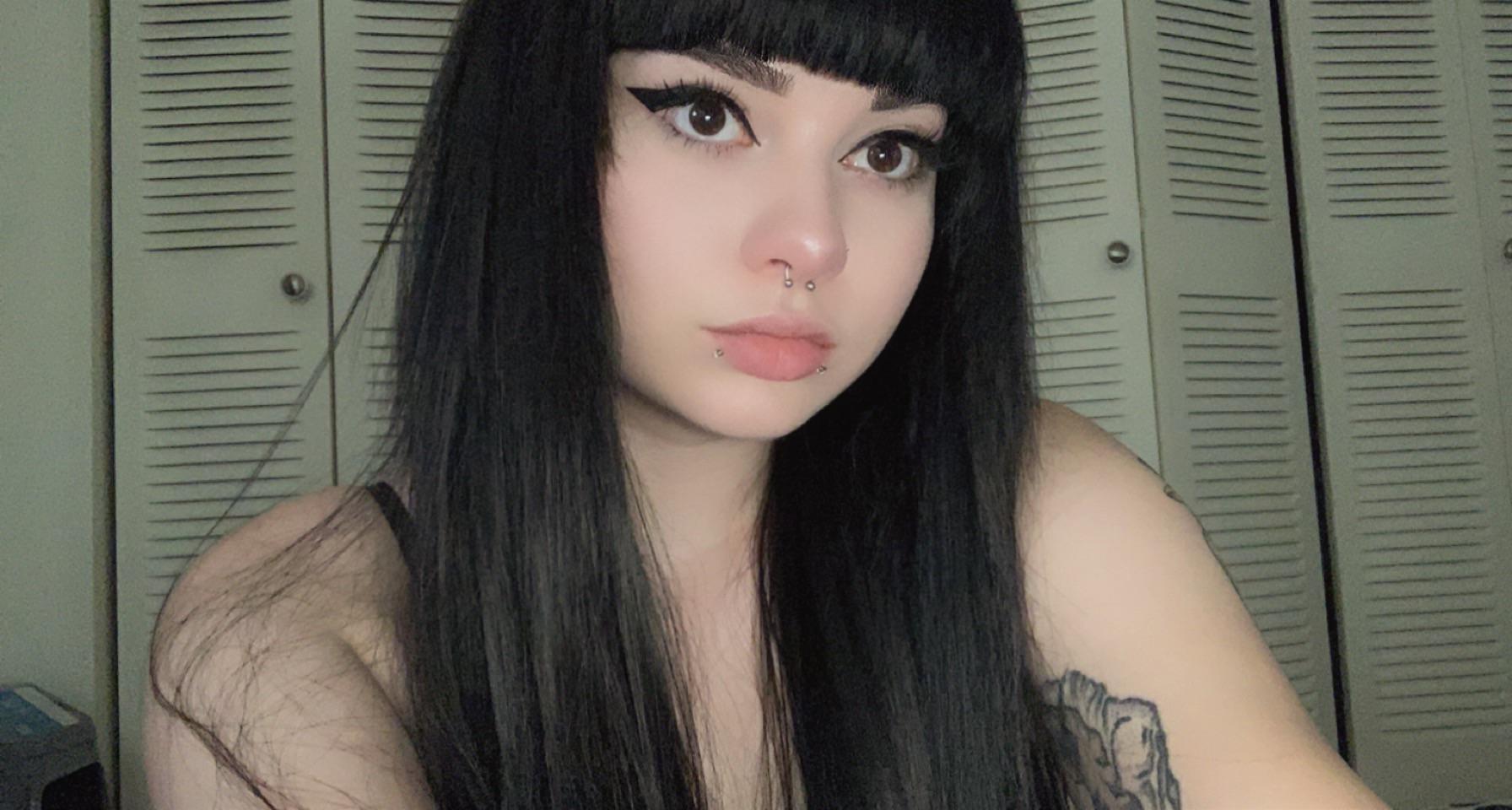 Big ol brown eyes 👀 | Scrolller