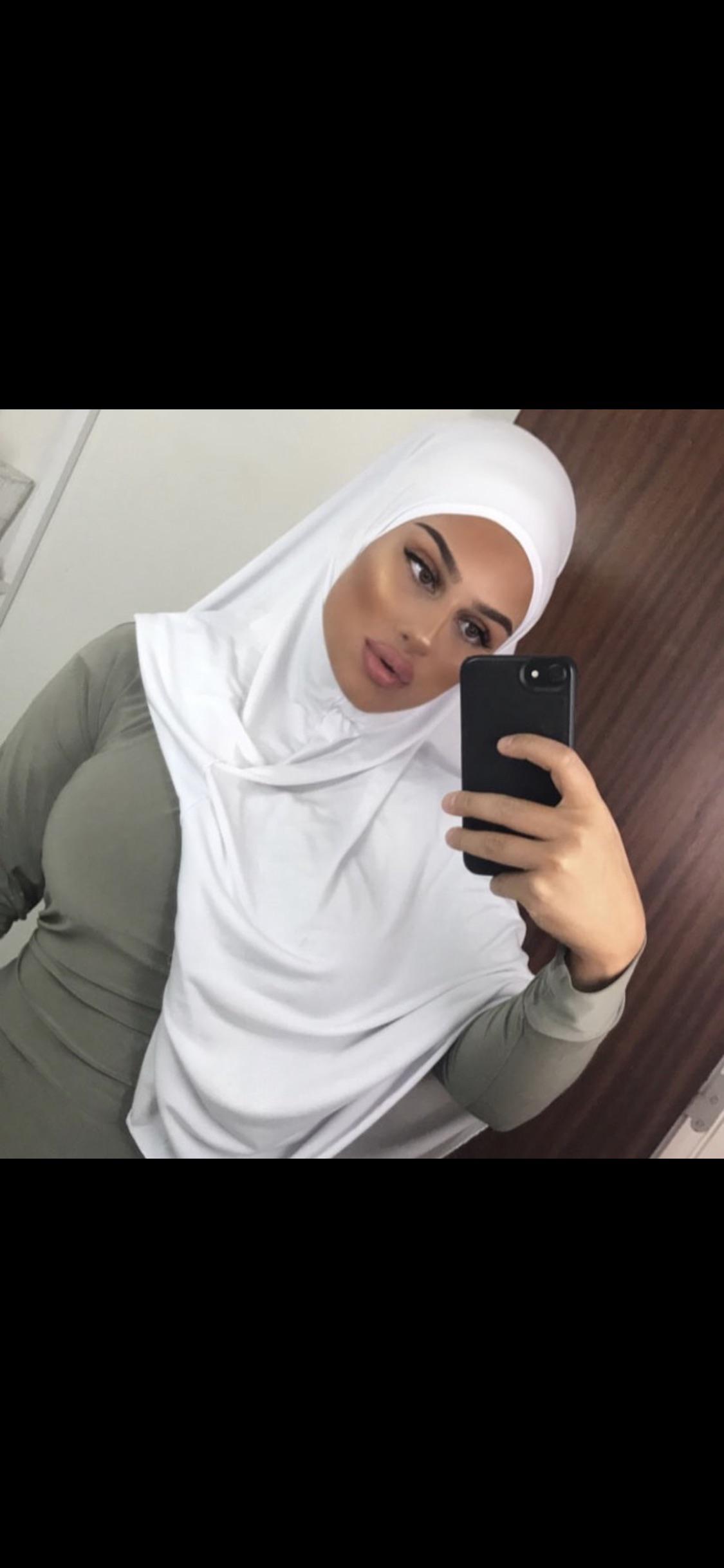 Big titty hijabi slut | Scrolller