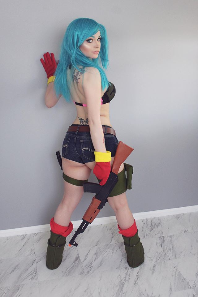 Bikini Bulma | Scrolller