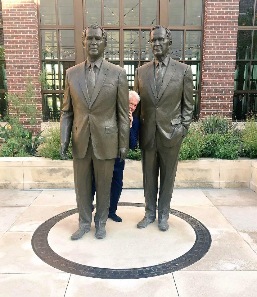 Bill between BIG Bushes | Scrolller