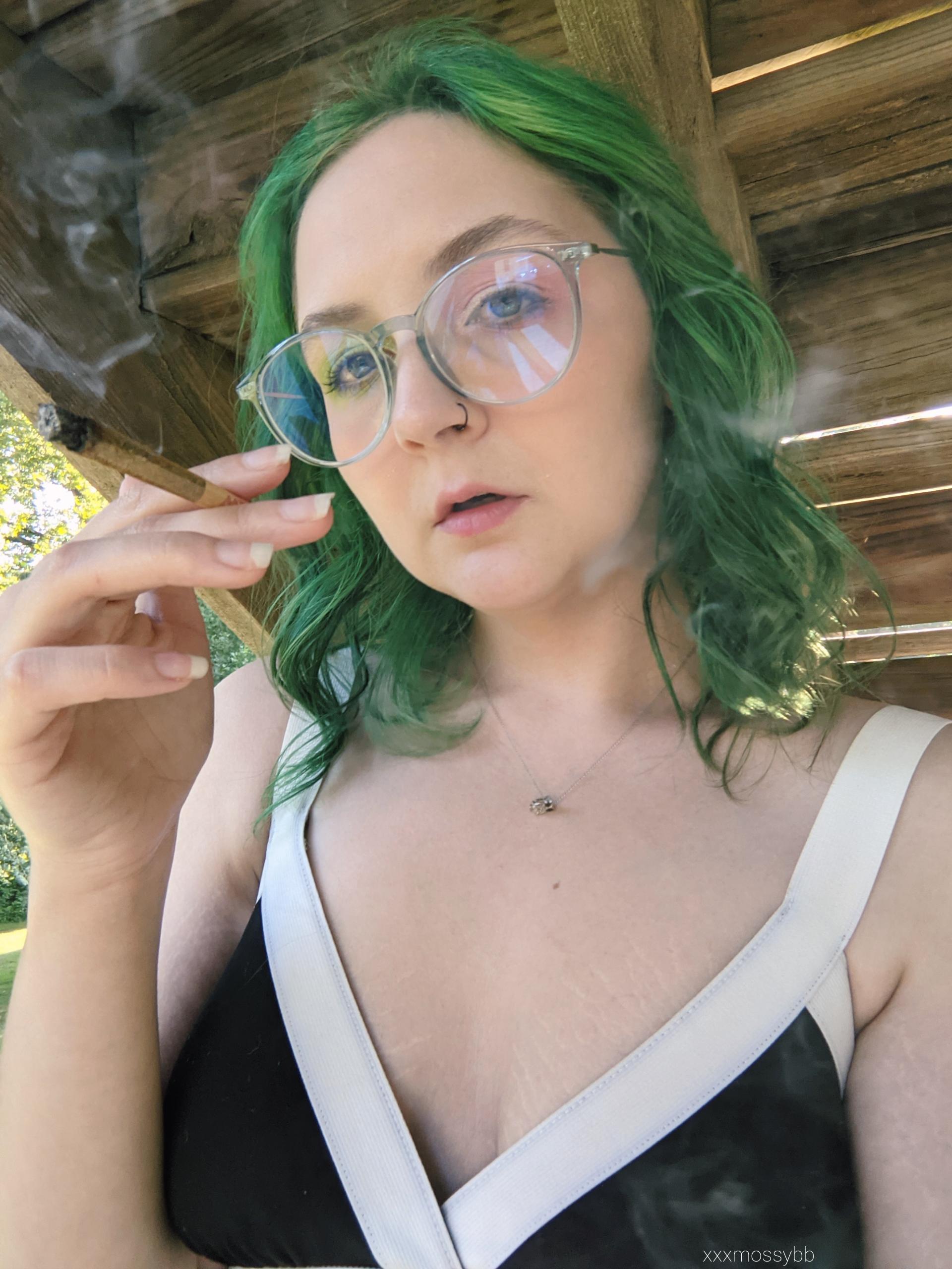 birthday blunts hit different 💚 | Scrolller