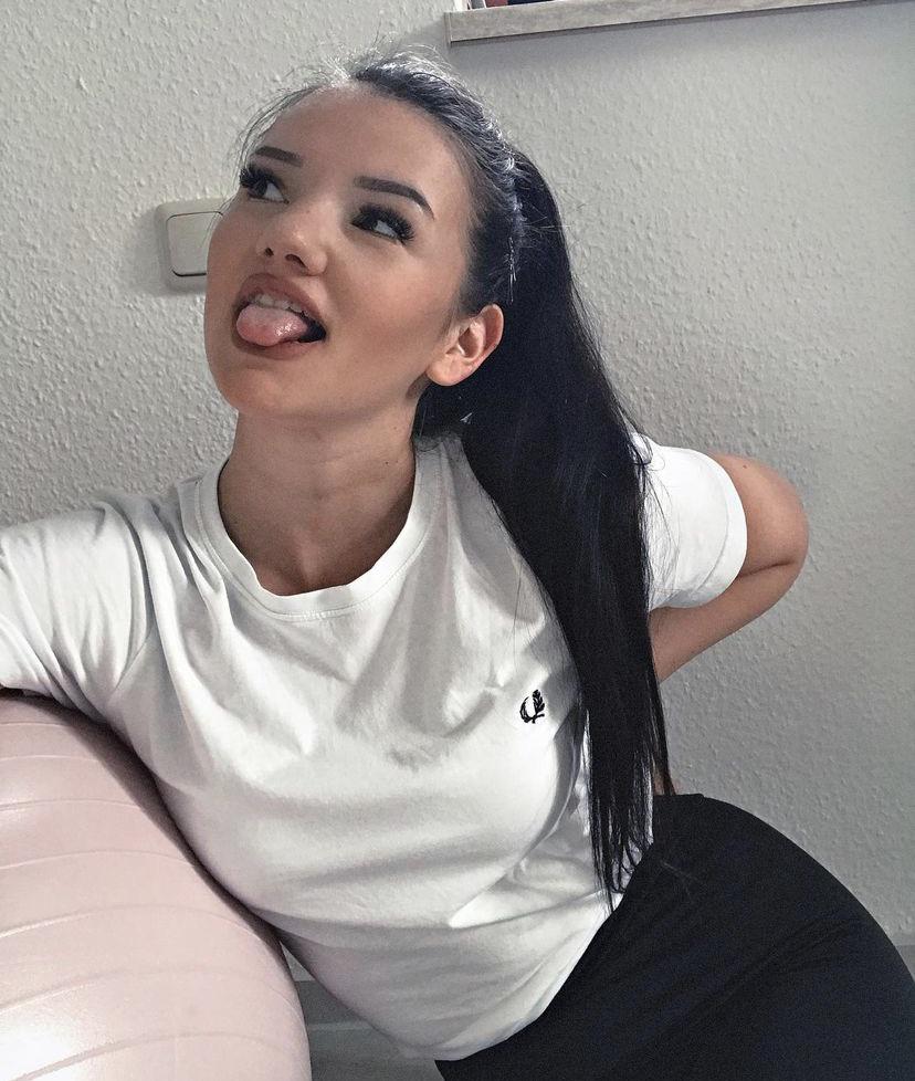 Bitte wixxt die voll 💦 | Scrolller