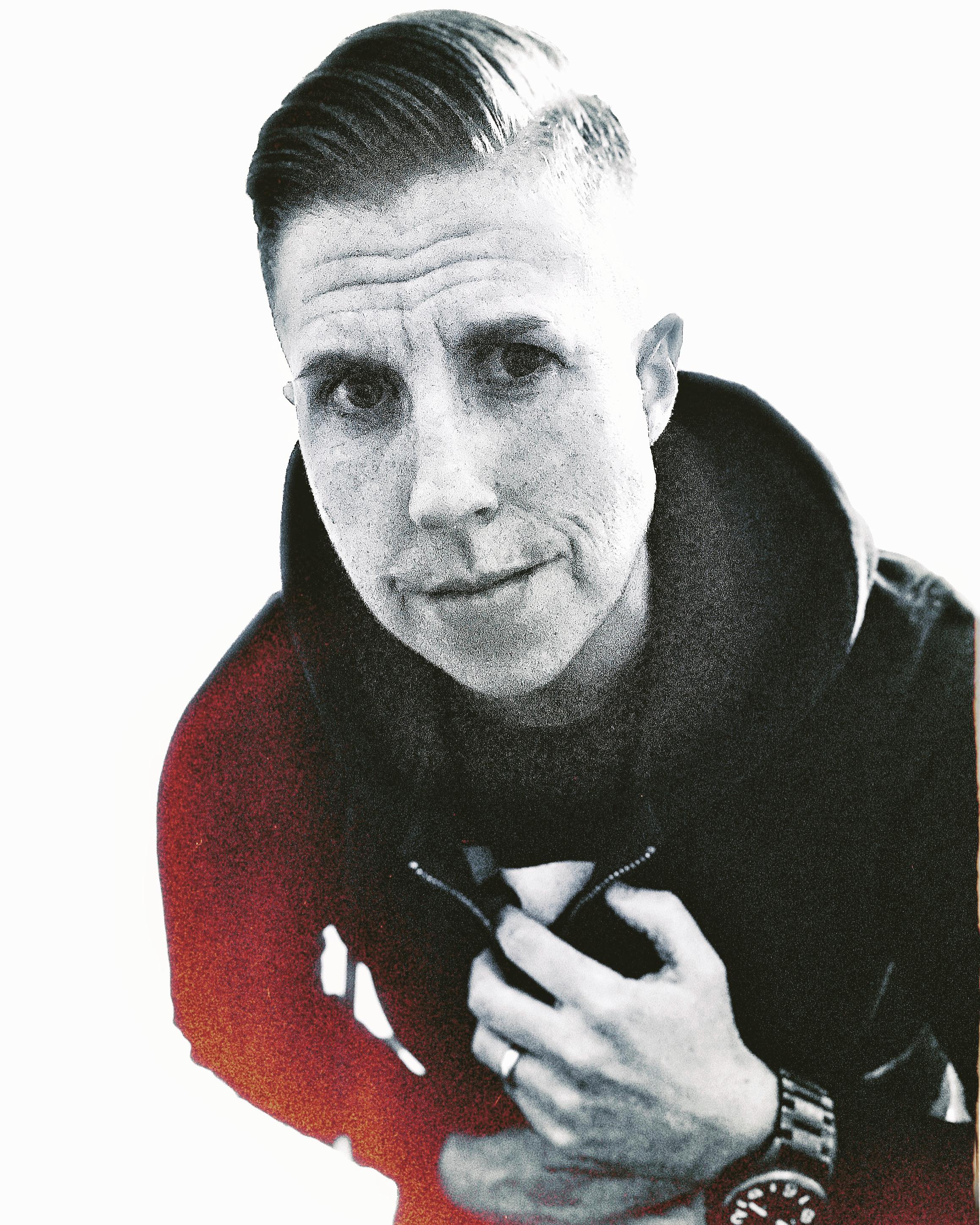 Black & white for dramatic effect 😏🌈🌴 | Scrolller