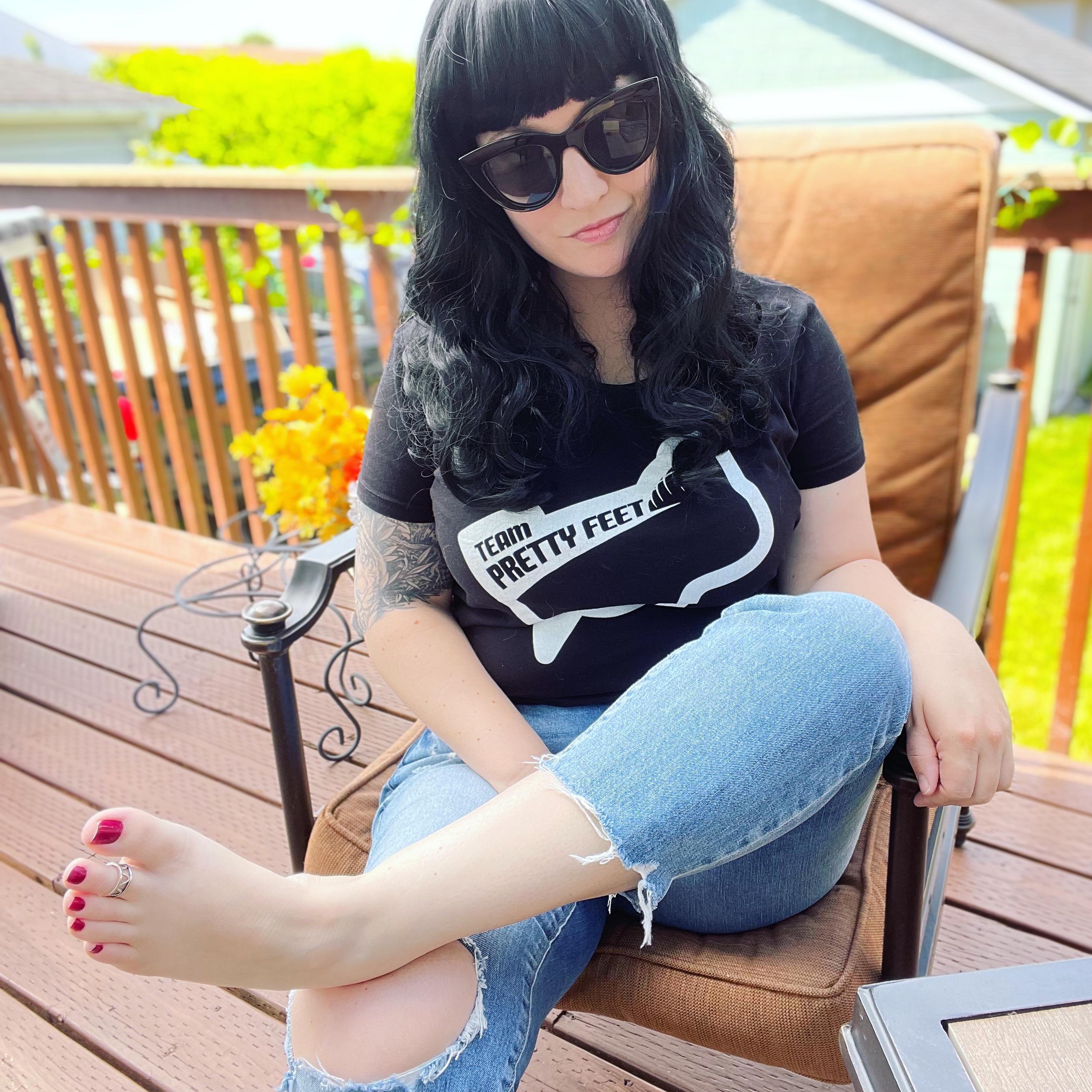 Black and red is the best combo 🔥 | Scrolller