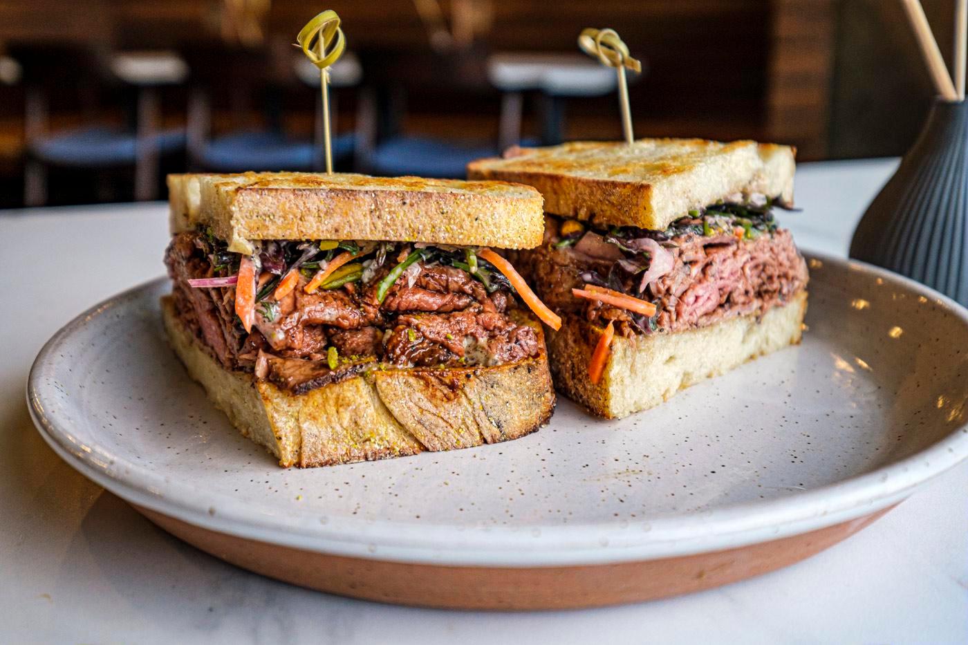 Black garlic roast beef sandwich | Scrolller