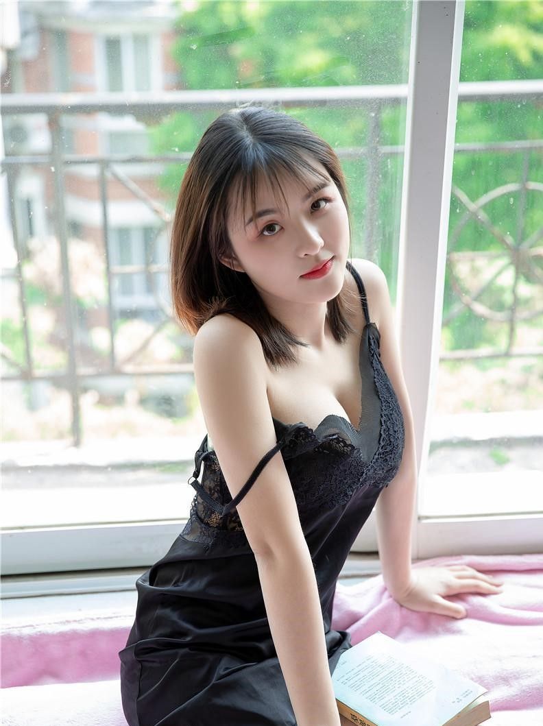 black pajama | Scrolller