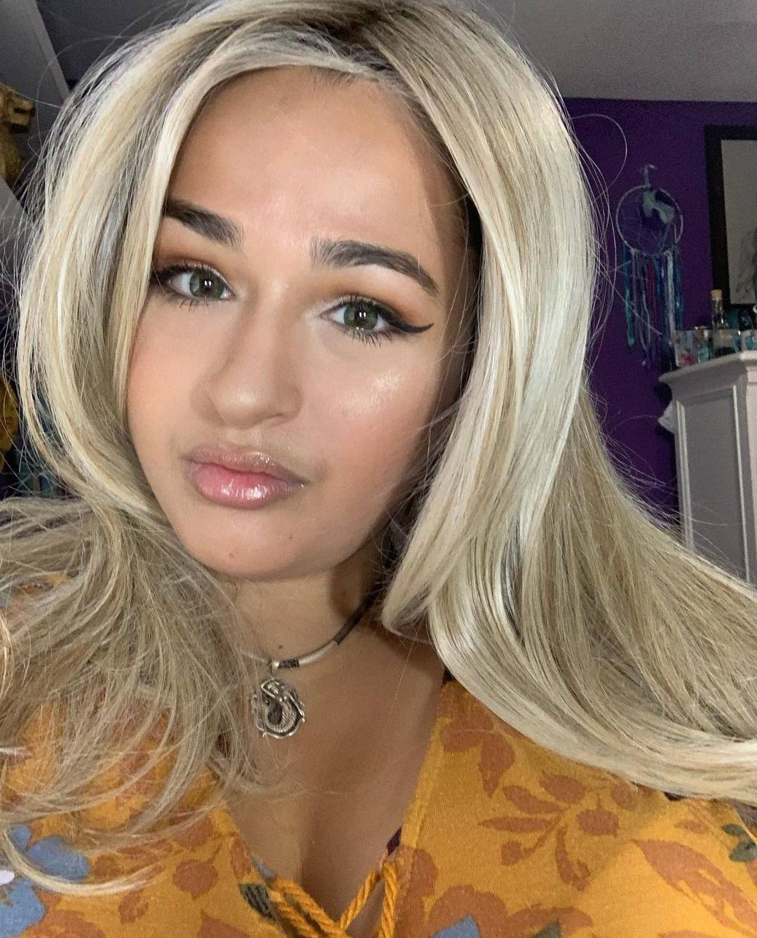 Blonde jazz | Scrolller