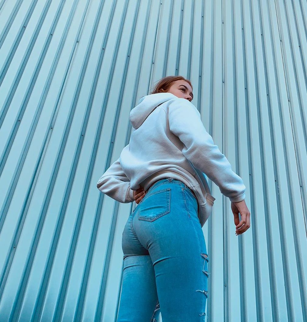 Blue🟦 | Scrolller