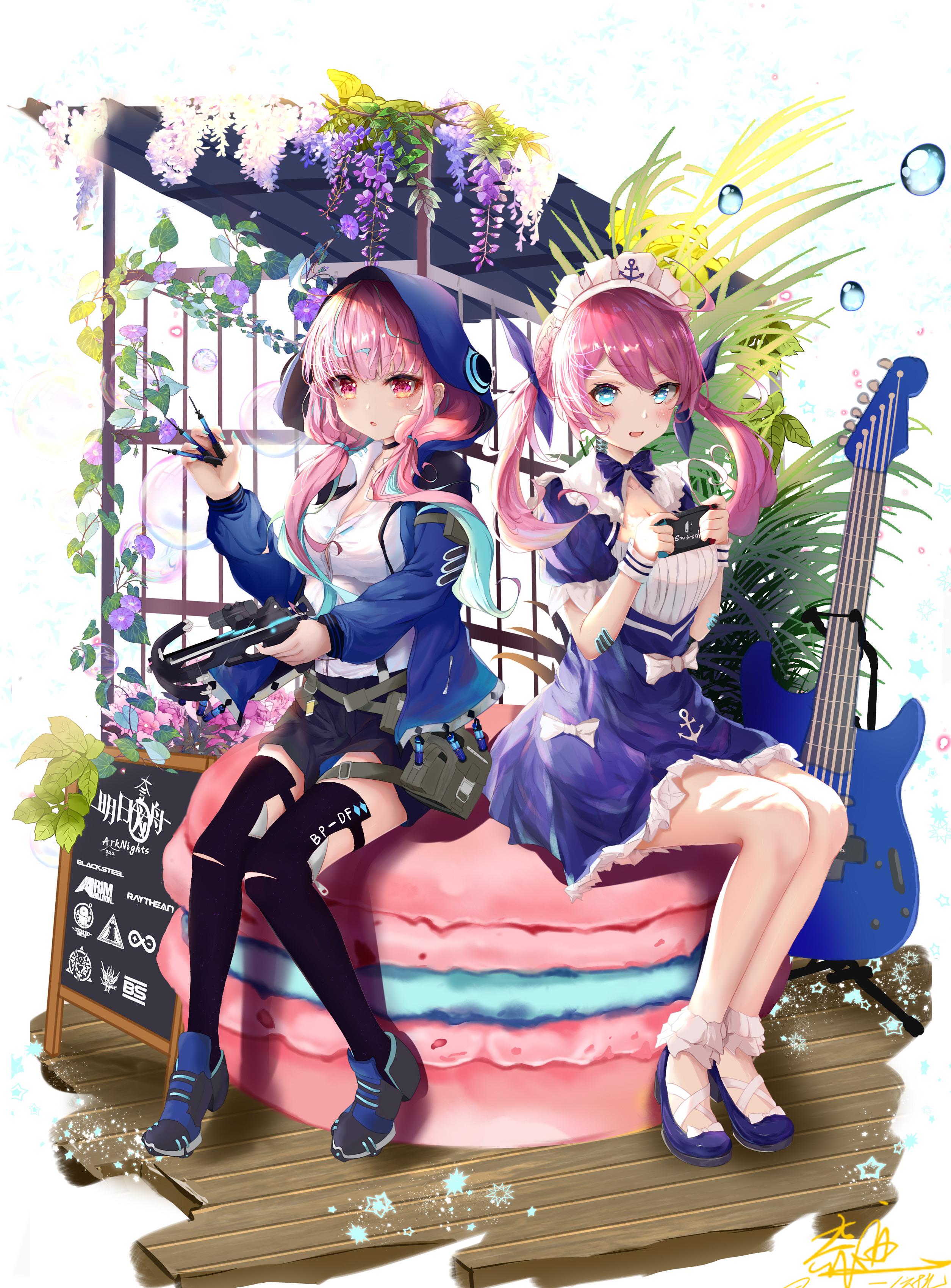 Blue Poison in two outfits | Scrolller