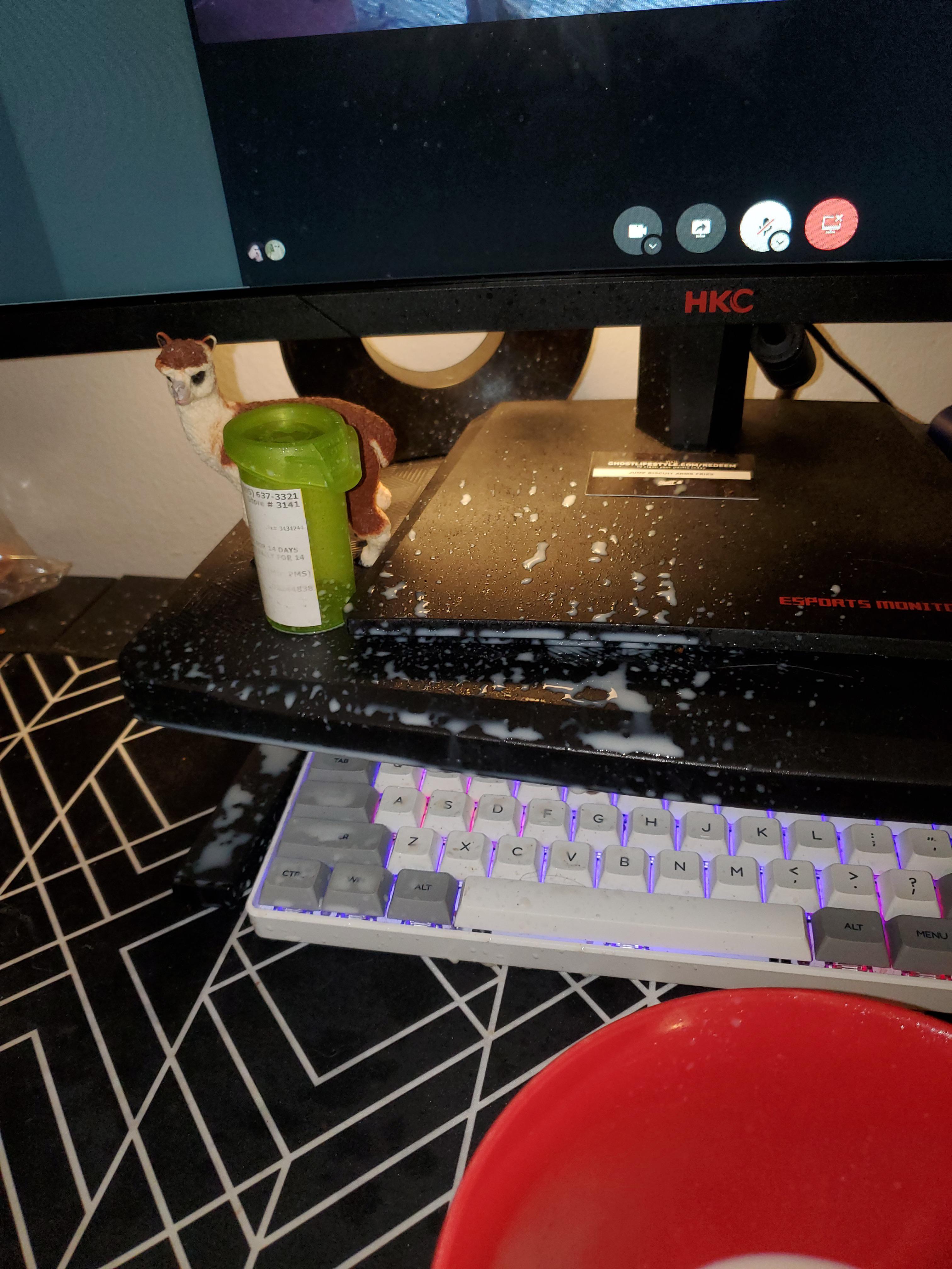 Blursed alpaca | Scrolller