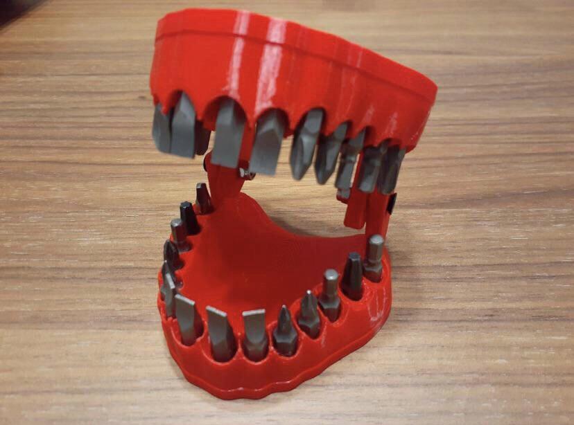 Blursed Jaws | Scrolller