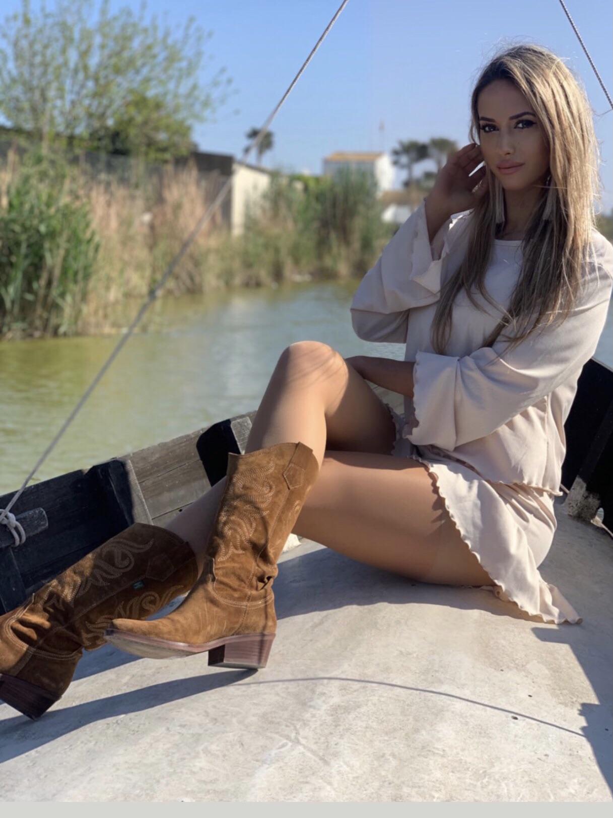 Boat Ride | Scrolller