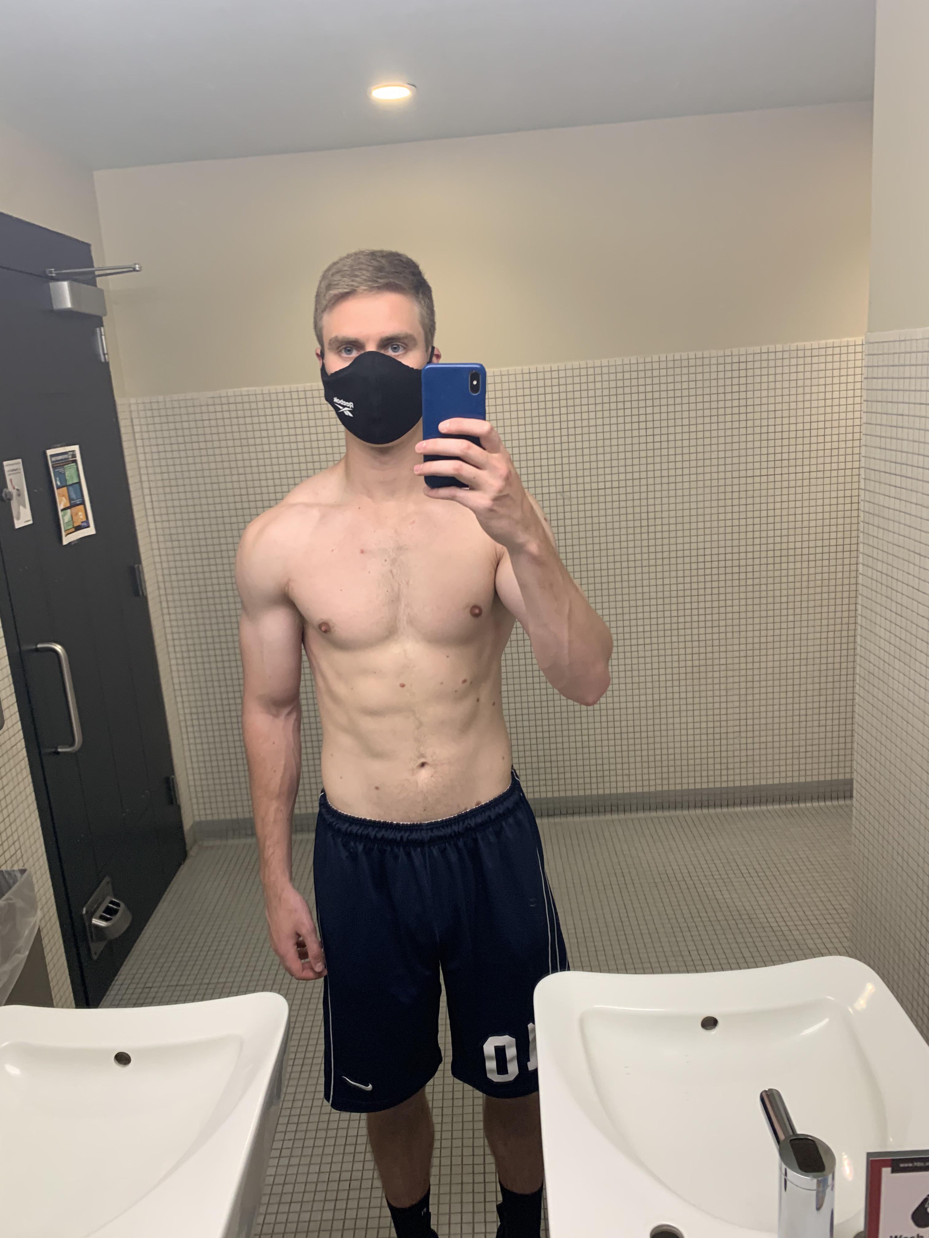 Bulk, cut, lean bulk? What’s a good body fat estimate for this pic? | Scrolller
