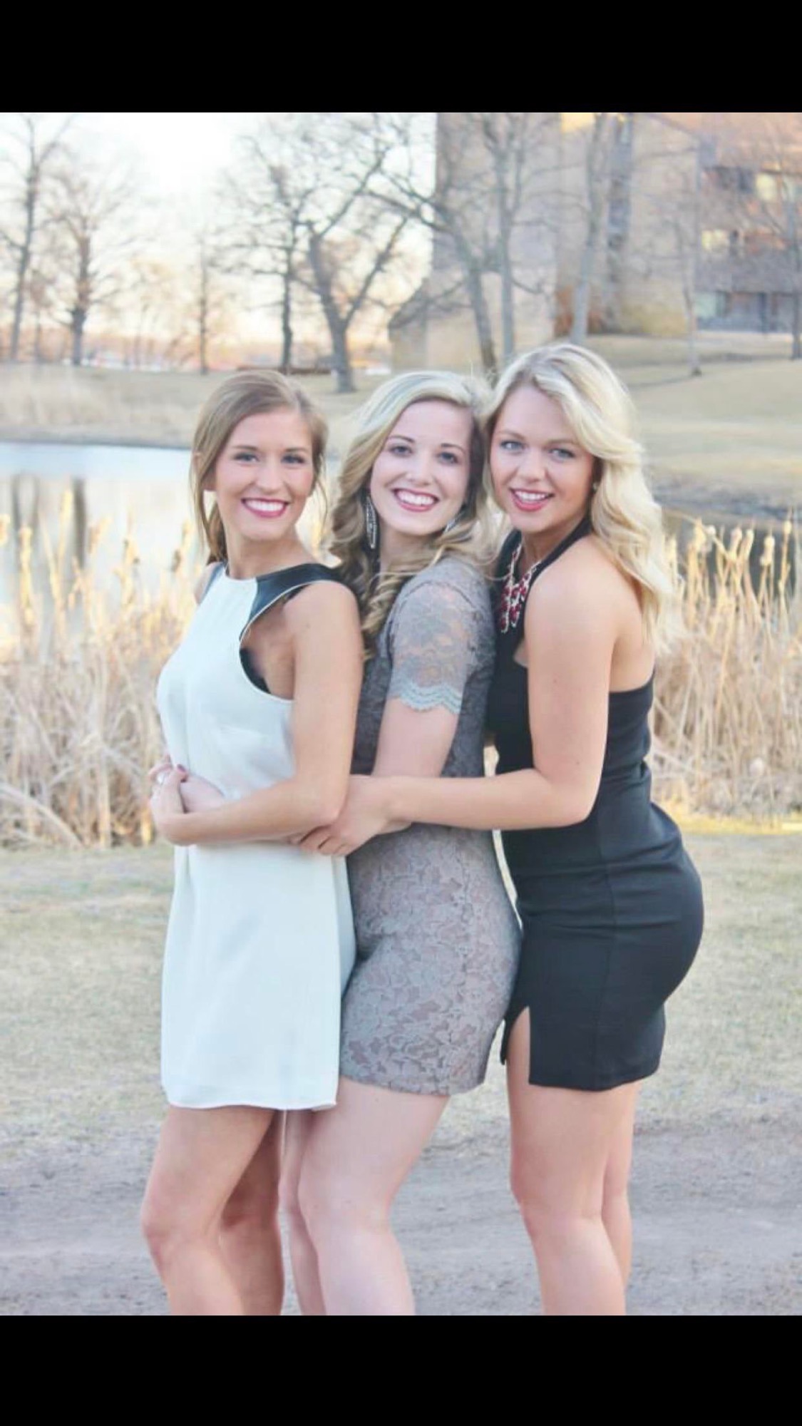 Bonding Beauties | Scrolller