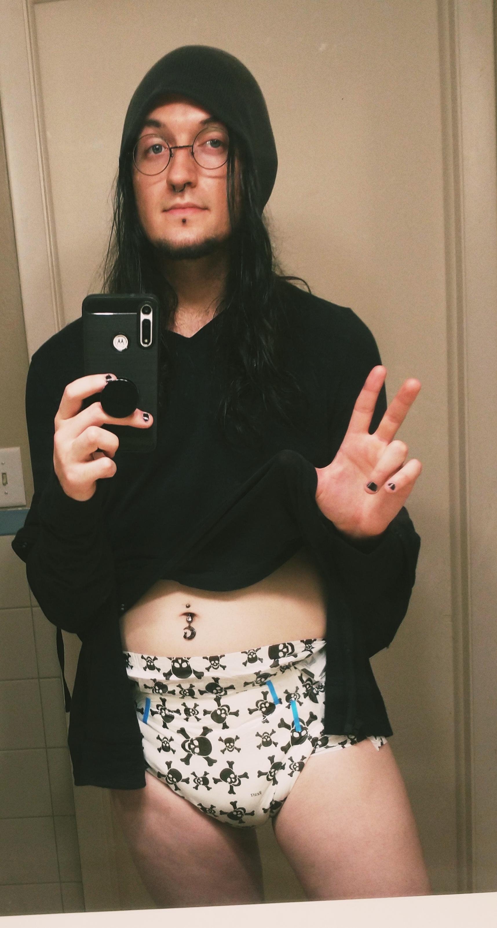 Boo 👻 | Scrolller