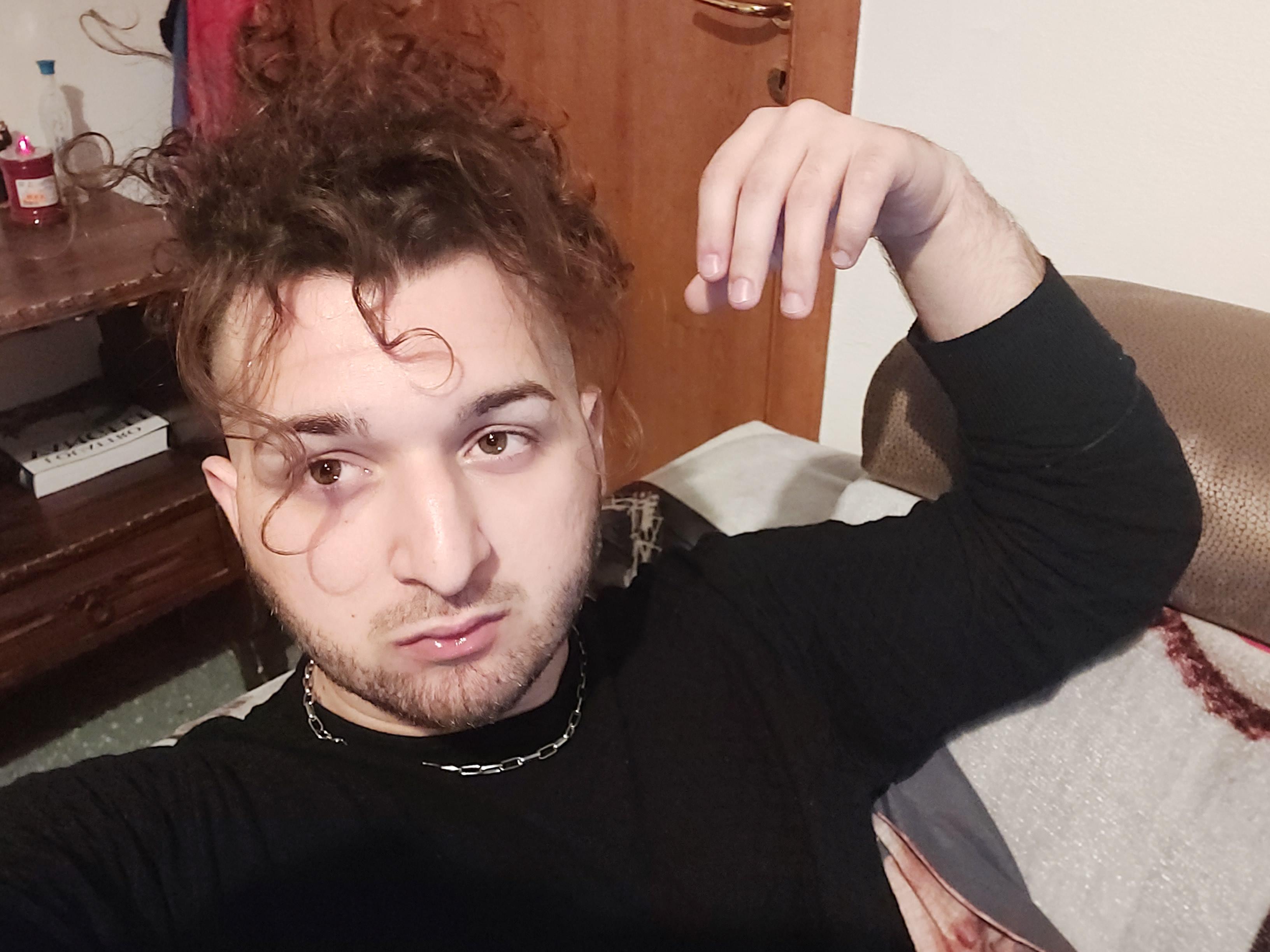 Boom! Are you all ok guys ? | Scrolller