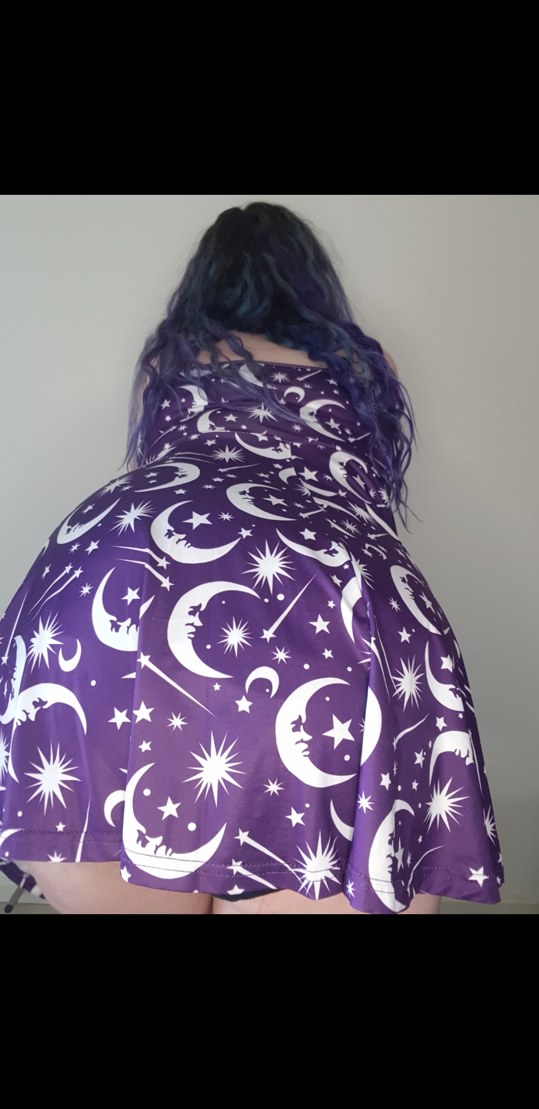 Booty so big git you thinkin bout a lap dance | Scrolller