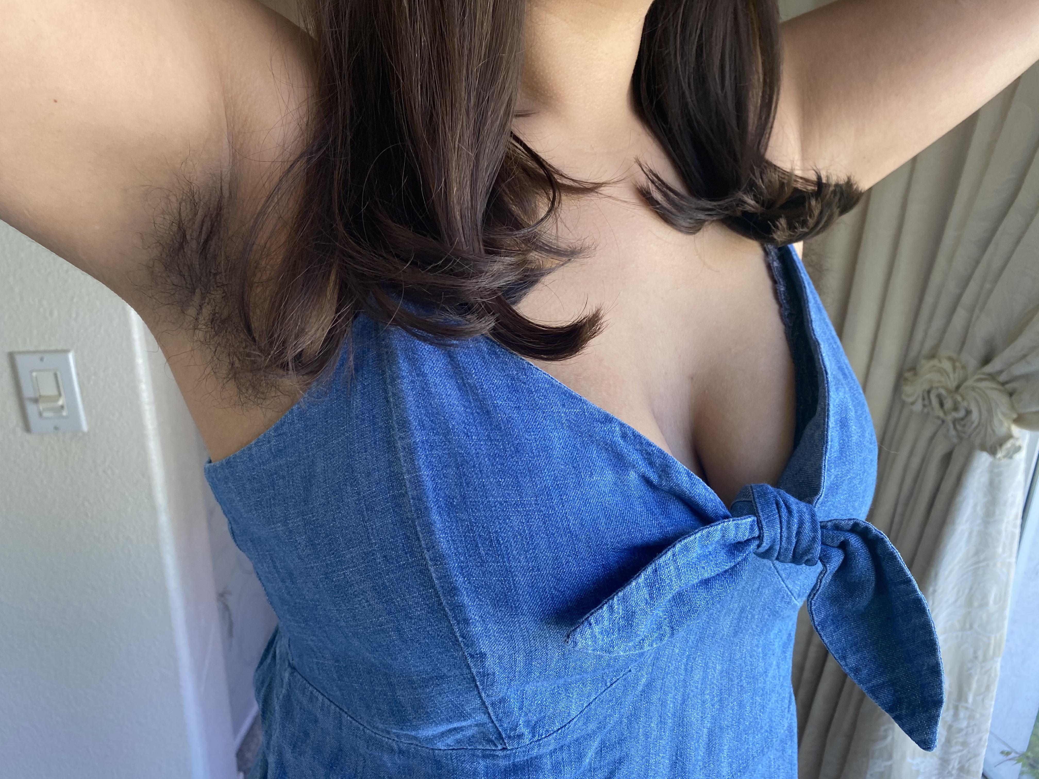 Bow tie 😋 | Scrolller