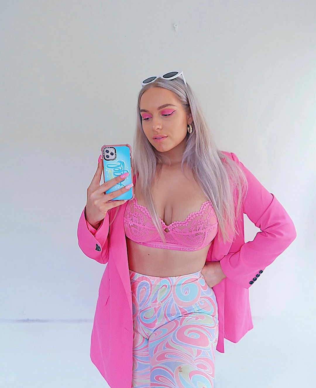 Bra 🍒 | Scrolller