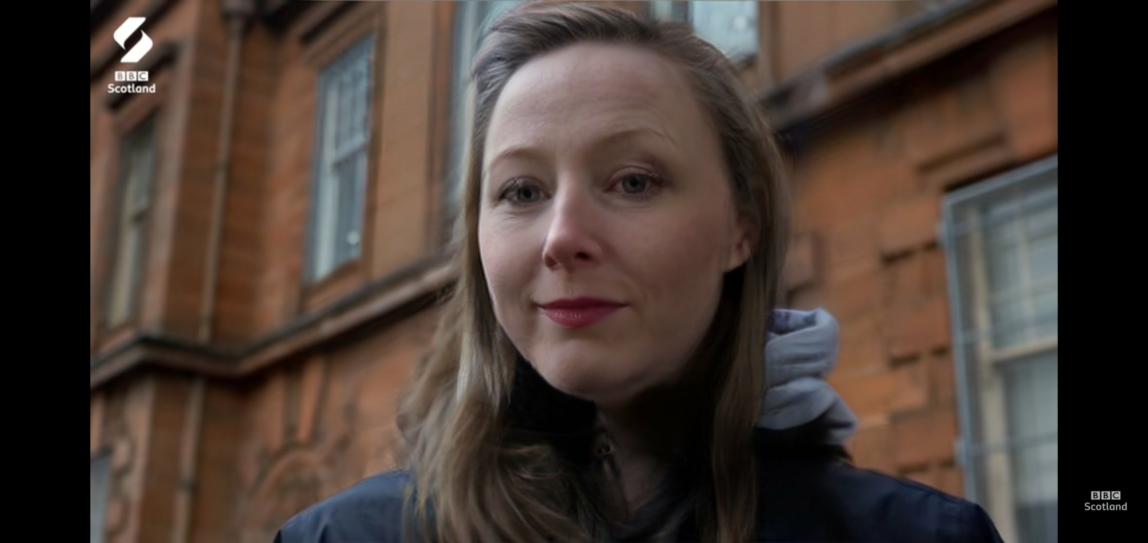 Brianna Limond: at the bus stop | Scrolller