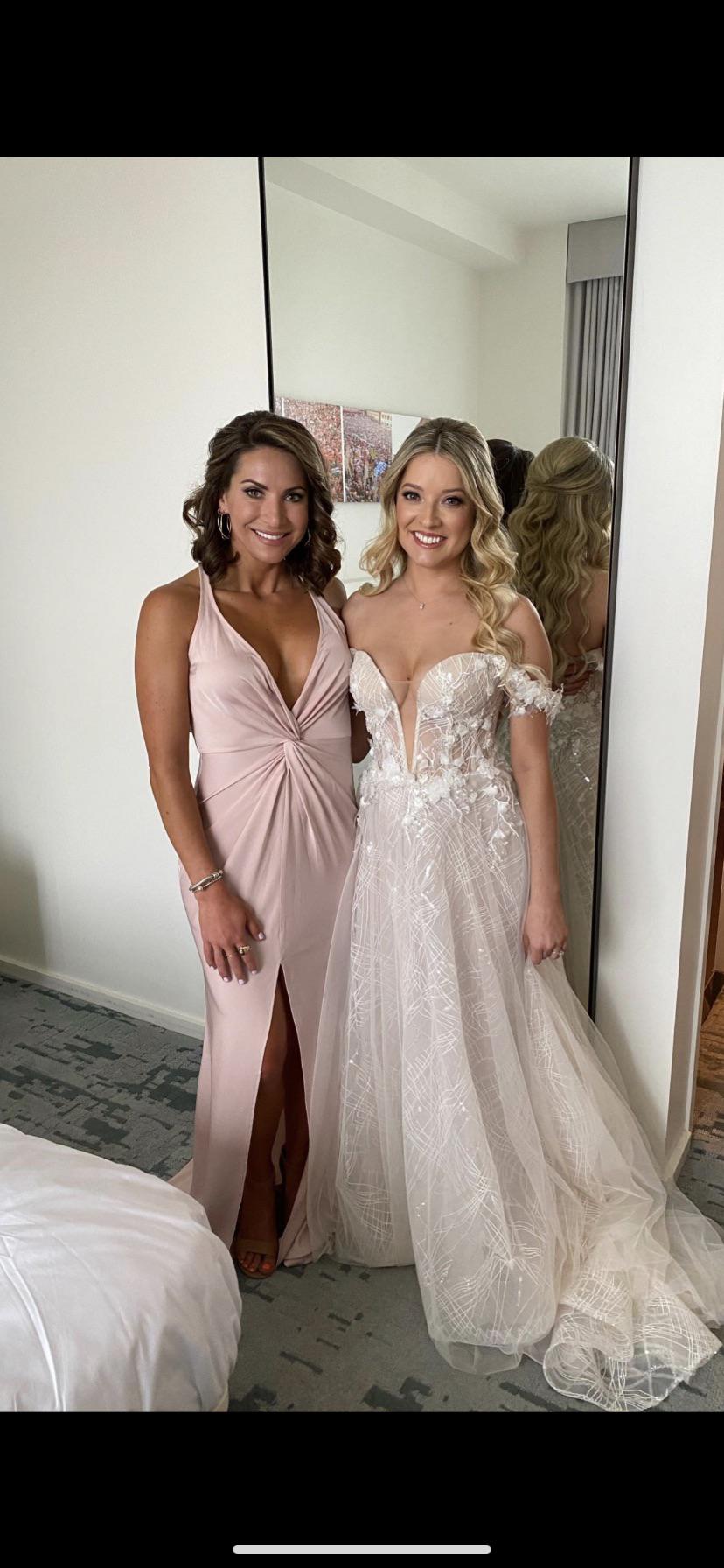 Bride or maid? | Scrolller