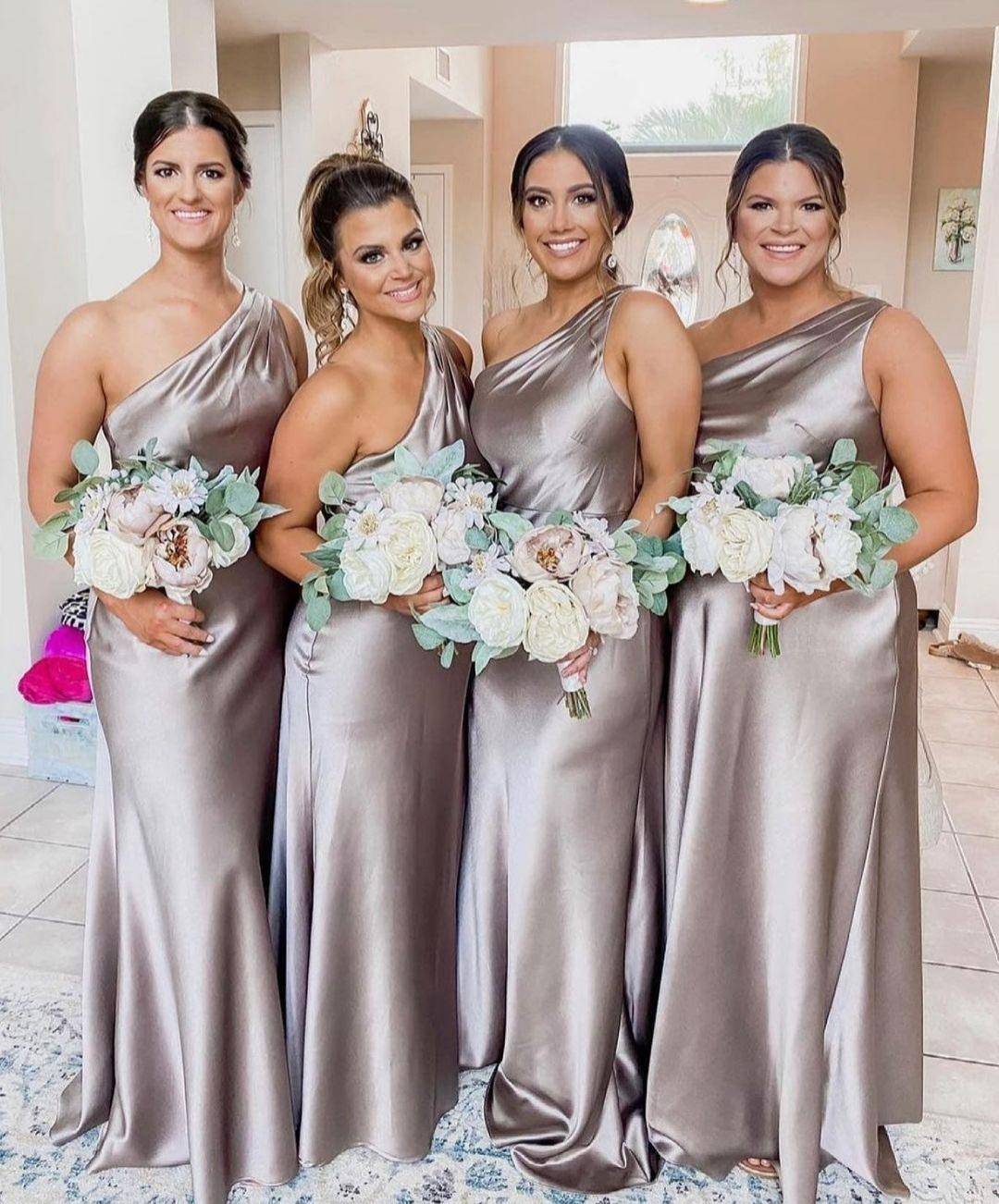 Bridesmaids | Scrolller