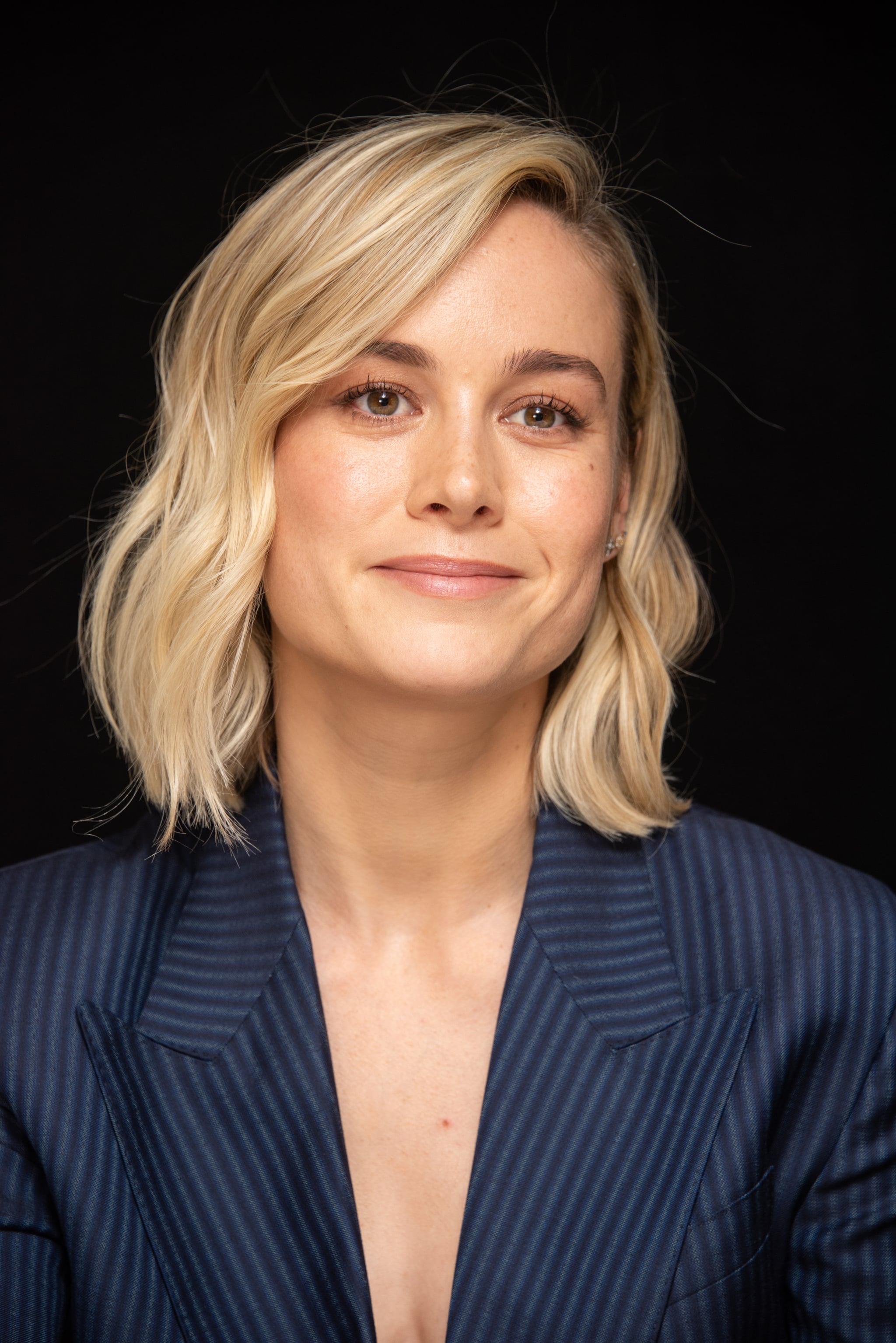 Brie looking stunning in a suit jacket | Scrolller